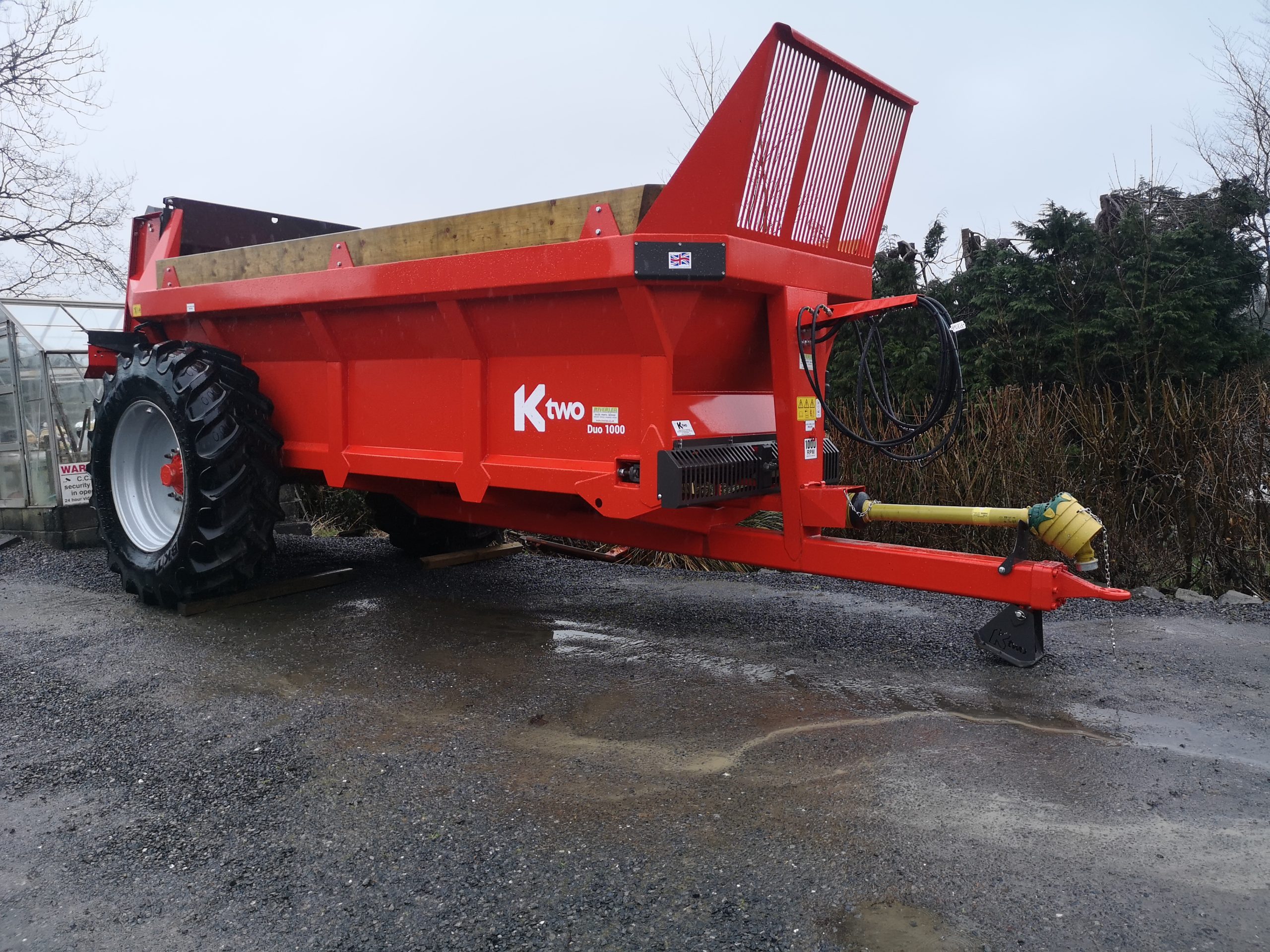 K Two 1000 rear discharge muck spreader for Hire - Michael Goulbourne ...