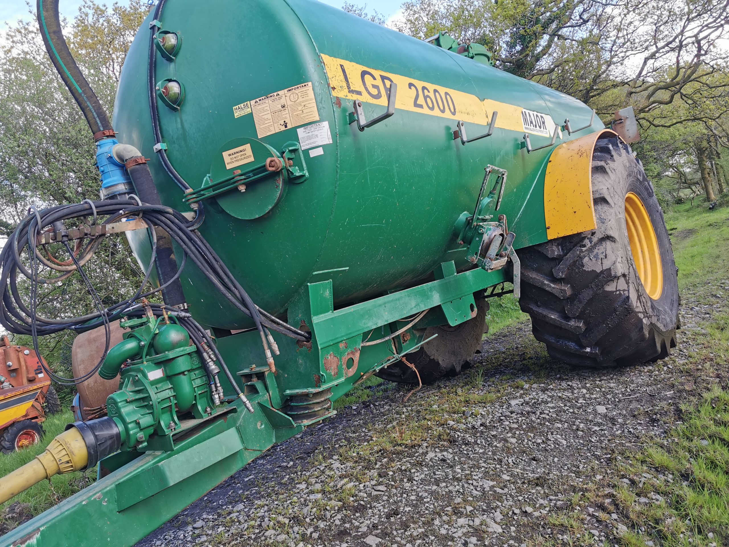 Hispec 3500 gallon slurry tanker Hire - Michael Goulbourne Machinery